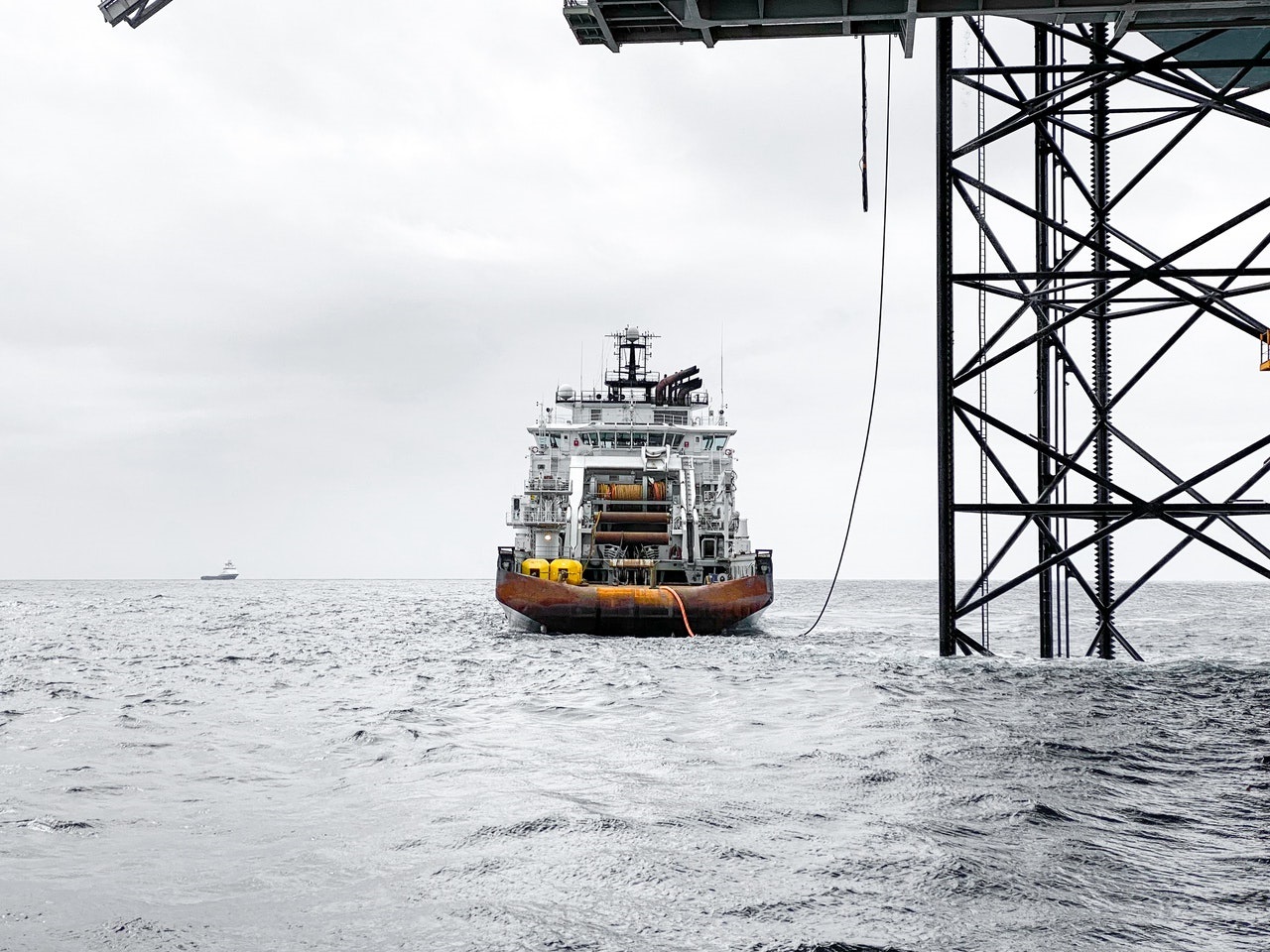 Indonesia’s Pertamina makes oil and gas discovery in offshore block - PT. Arina Veritas ...